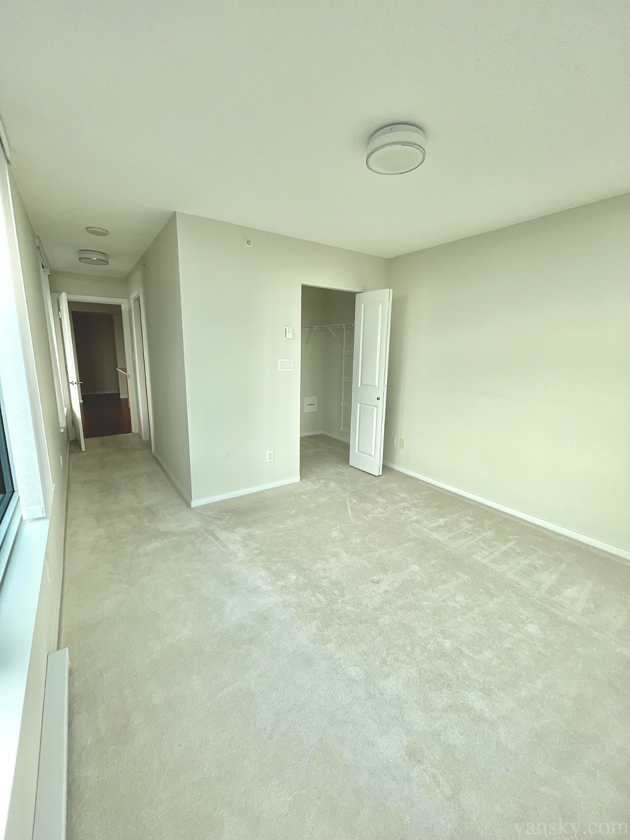 温哥华出租 2 Bed 2 Bath Condo in Metrotown, Burnaby - 温哥华天空 - Vansky.com